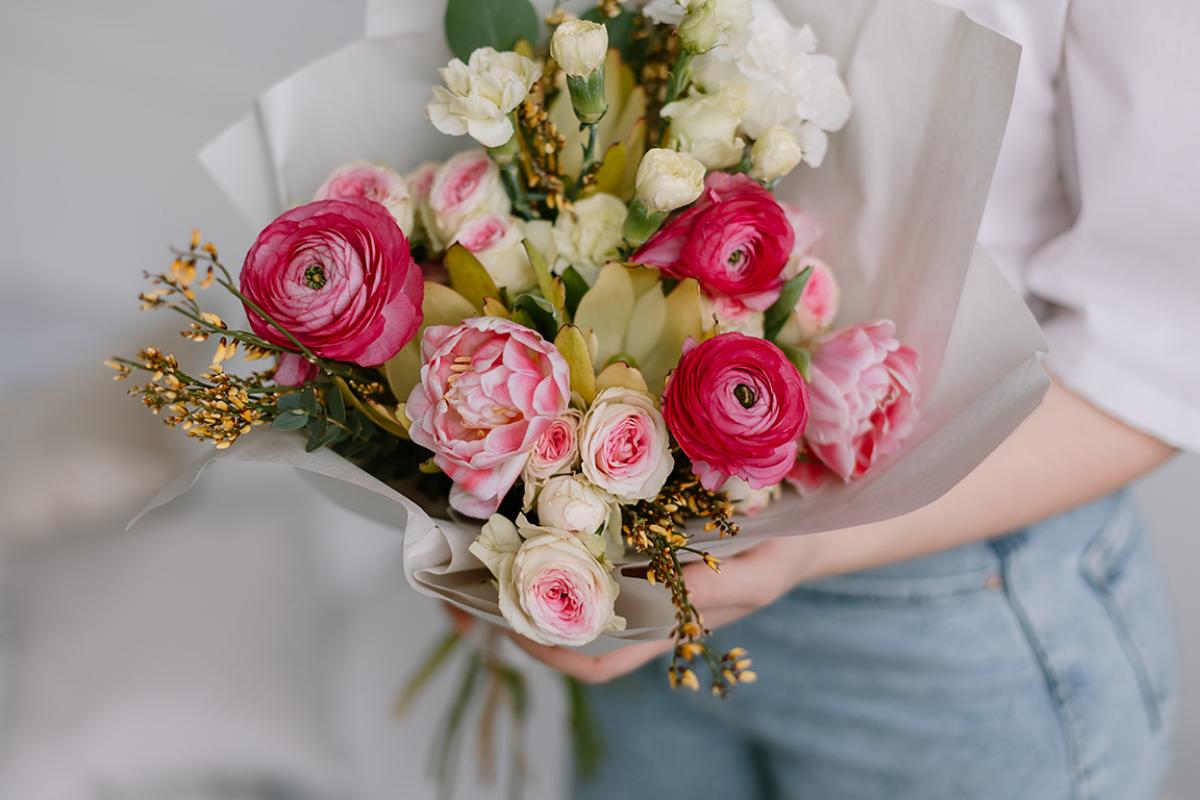 Petal Power: Unlocking the Secret Language of Flowers and What They ...
